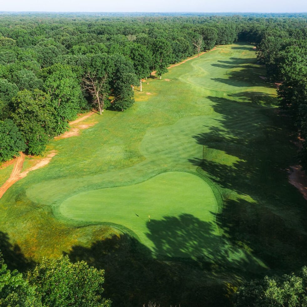 Hole 2 - Running Deer Golf Club