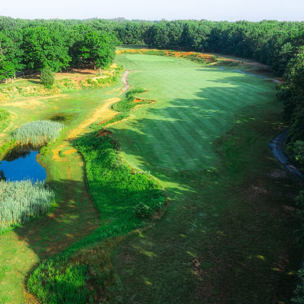 Hole 3 - Running Deer Golf Club