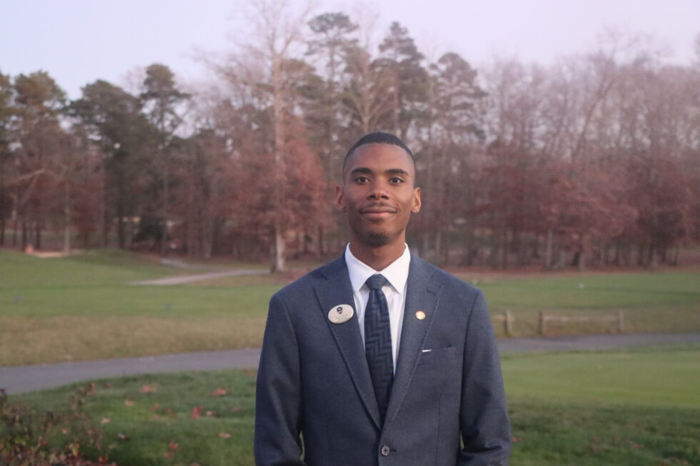 Miguel Edwards - Running Deer Golf Club